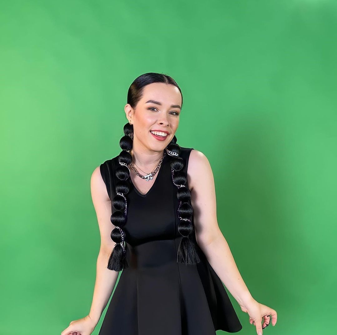 Deaf interpreter of the Eurovision 2024 National Selection, Kateryna ...